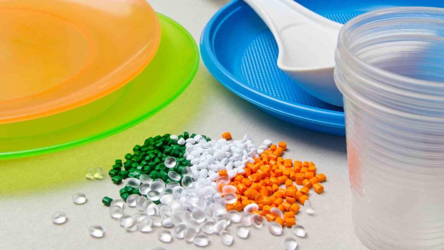 What Is Polyethylene PE Plastic? - Divan Packaging